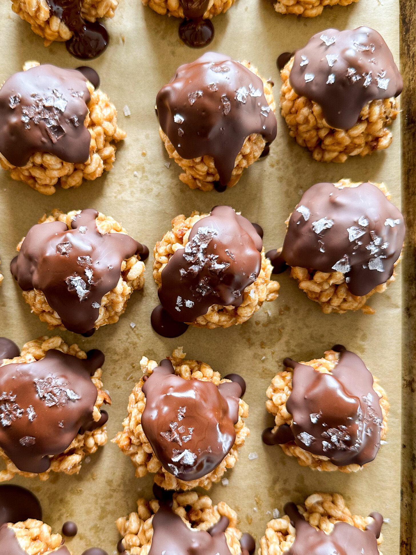 Crispy Chocolate Peanut Butter Treats • Bakerita