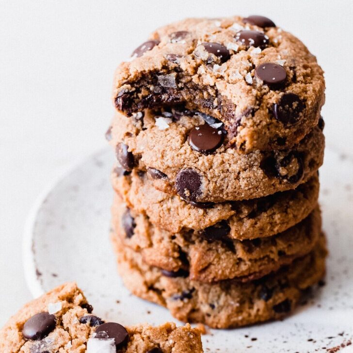 The Ultimate Guide to Freezing and Storing Cookies • Bakerita